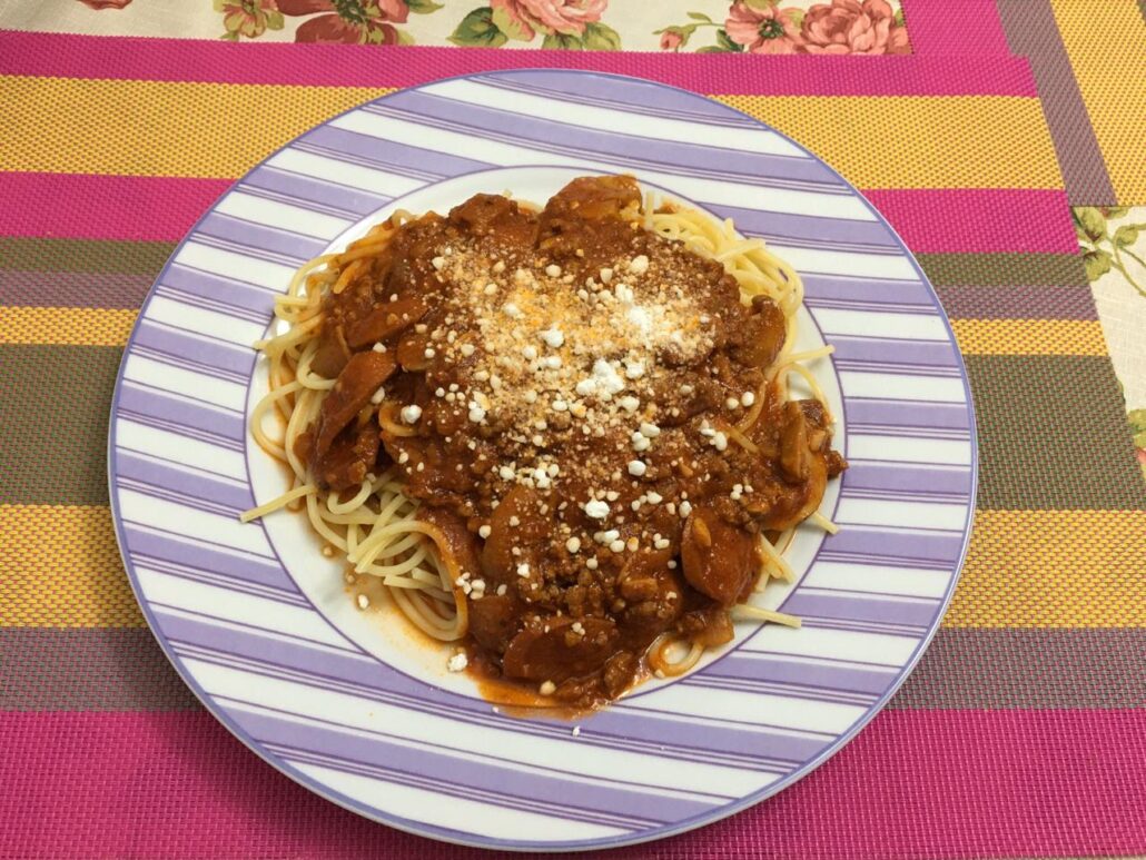 How to Cook the Best Filipino Spaghetti - Feastful Fork